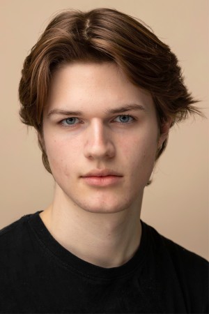 Lewis Baxter - Decree Talent Management